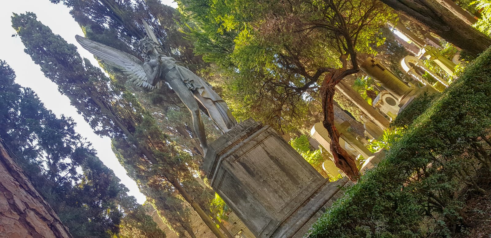 Il cimitero acattolico di Roma e le tombe famose degli artisti